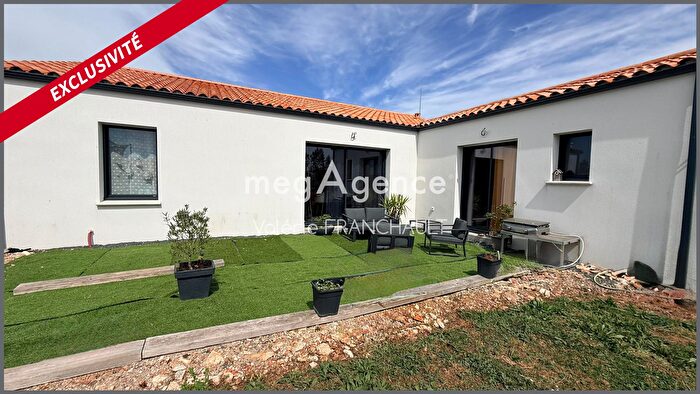 Maison 5 pièces à Sainte-Gemme-la-Plaine, à vendre