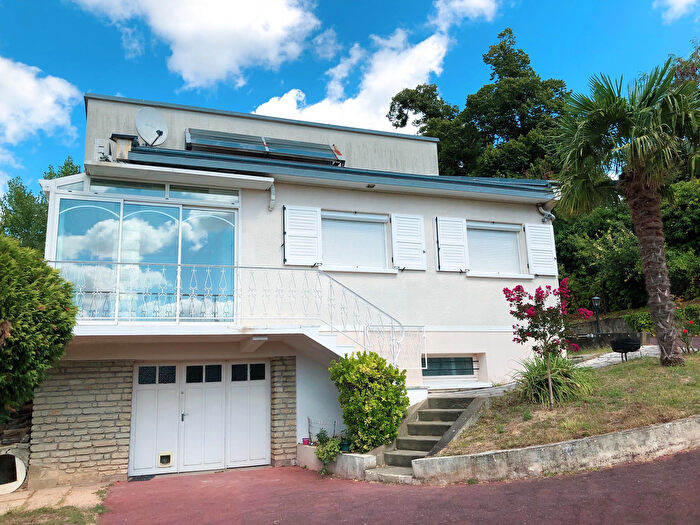 Châtellerault, Est - Maison 5 pièces à louer