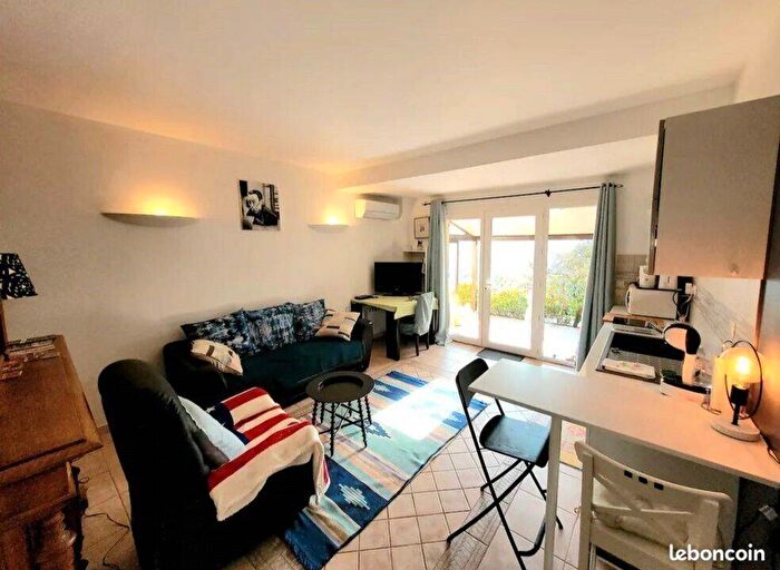 Collobrières : Appartement 2 pièces à louer