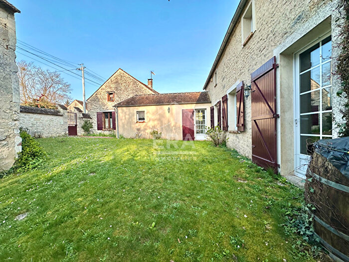 Maison à vendre - Poligny - 9 pièces - 4 chambres