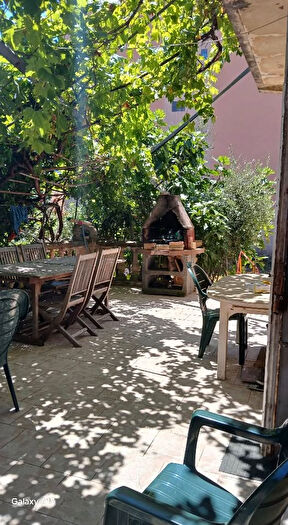 Maison à vendre - Vallauris, Centre-ville - 4 pièces - 3 chambres