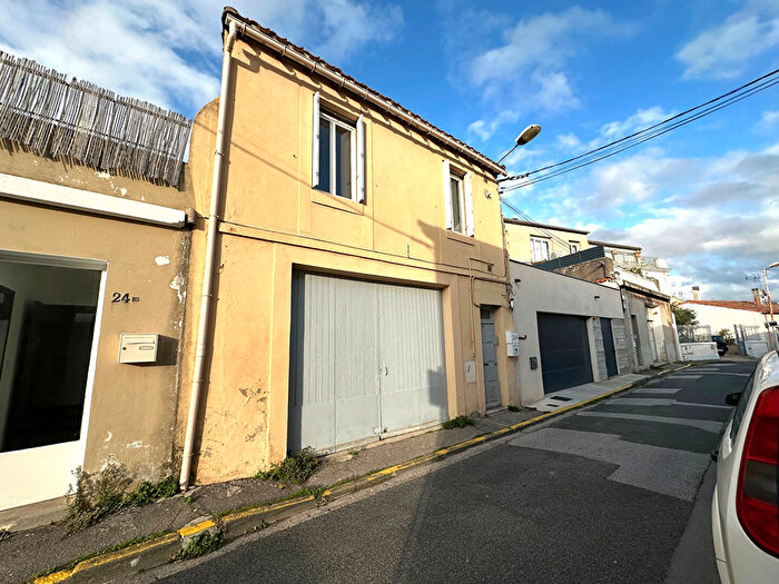 Carcassonne, Cité Médiévale, Barbacane, Trivalle : Appartement 2 pièces à louer