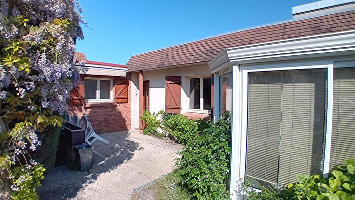 Maison à vendre - Ouistreham - 4 pièces - 2 chambres