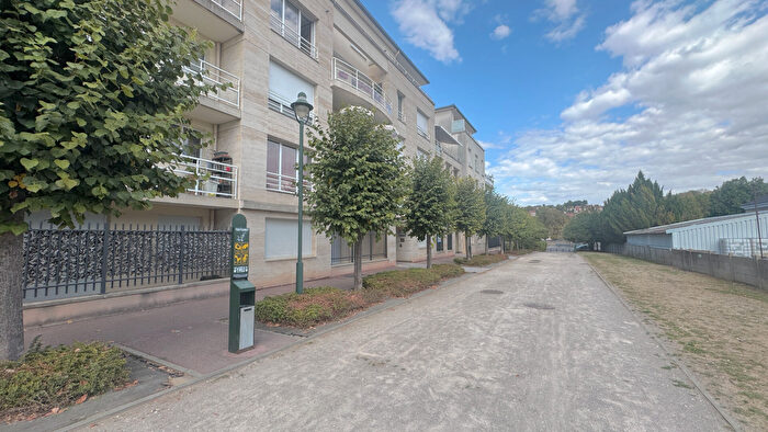 Appartement 2 pièces à Corbeil-Essonnes, Pressoir, Prompt, à vendre