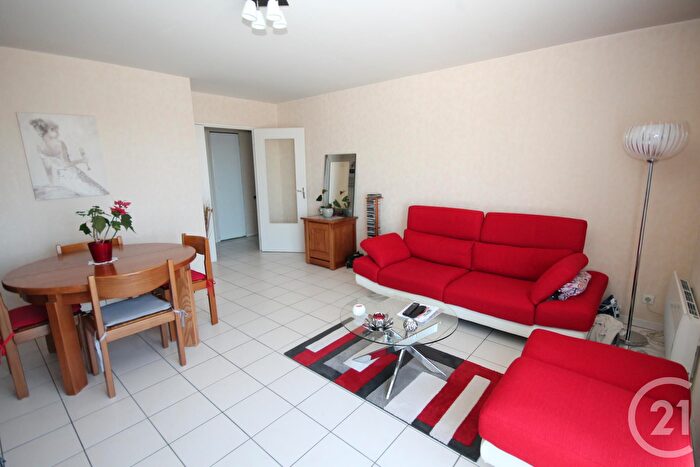 Appartement 4 pièces à louer à La Chapelle-Saint-Mesmin