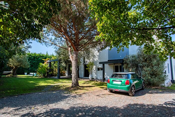 Maison à vendre - Léognan - 6 pièces - 3 chambres