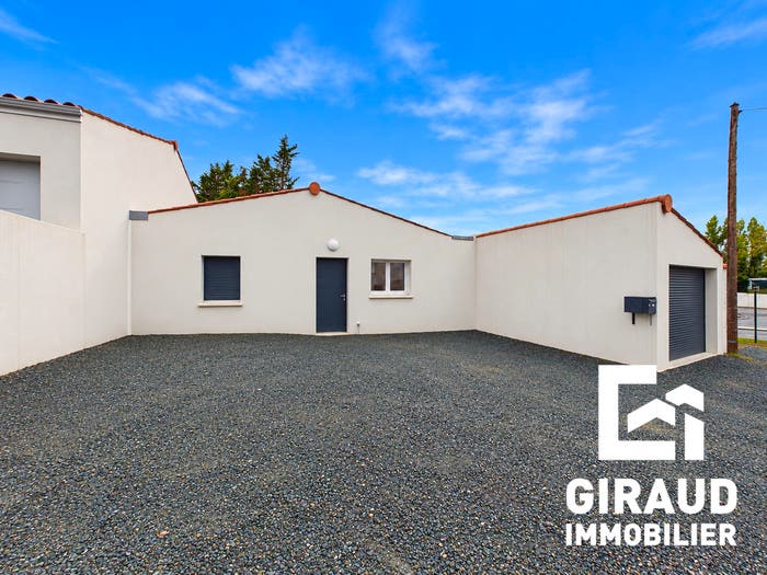 Maison 3 pièces à Fontenay-le-Comte, Commerce, Marchoux, à vendre