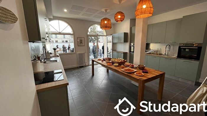 Appartement à louer - Nansouty, Saint Genès, Bordeaux - 1 pièce - 1 chambre