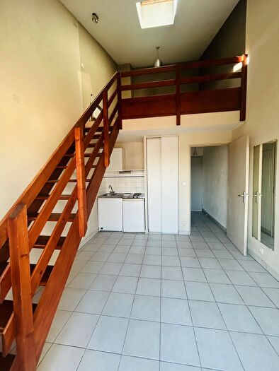 Appartement à louer - Marseille e , Le Camas - 1 pièce - 1 chambre