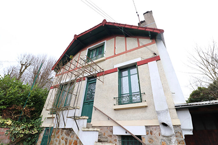 Maison à vendre - Vitry-sur-Seine, Plateau - 5 pièces - 4 chambres