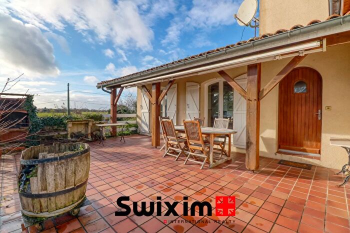 Maison à vendre - Valeyrac - 6 pièces - 4 chambres