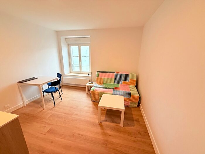 Appartement à louer - Brest, Saint-Marc, Kérampéré - 1 pièce
