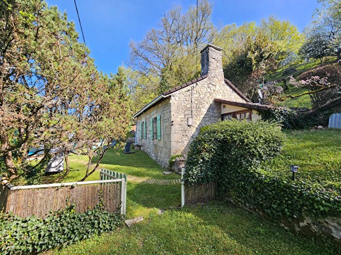 Maison à vendre - Le Lardin-Saint-Lazare - 5 pièces - 4 chambres