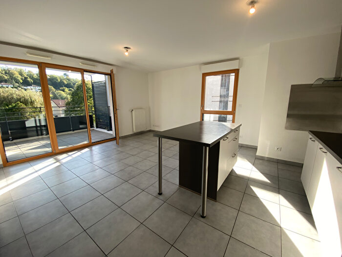 Appartement 3 pièces à louer à Sainte-Foy-lès-Lyon, La Gravière, Les Balmes