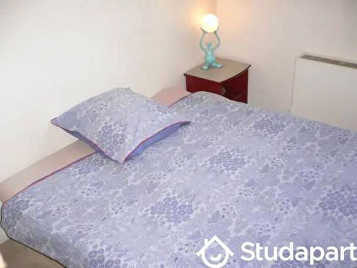 Appartement à louer - Coteaux Ouest-Pasteur, Rouen - 1 pièce