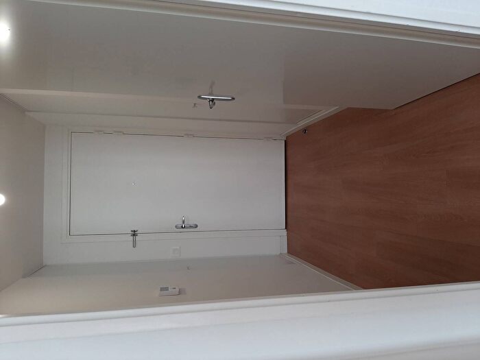 Appartement à louer - Meudon-La-Forêt - 2 pièces - 1 chambre