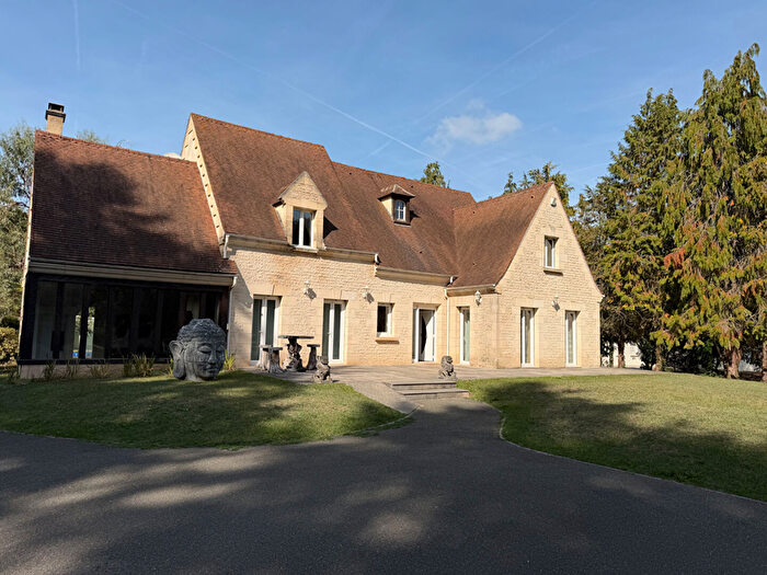 Lamorlaye - Maison 7 pièces à vendre