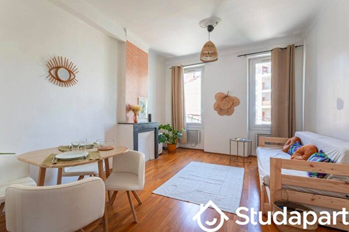 Cinq Avenues, Marseille 4ème arrondissement : Appartement 2 pièces à louer
