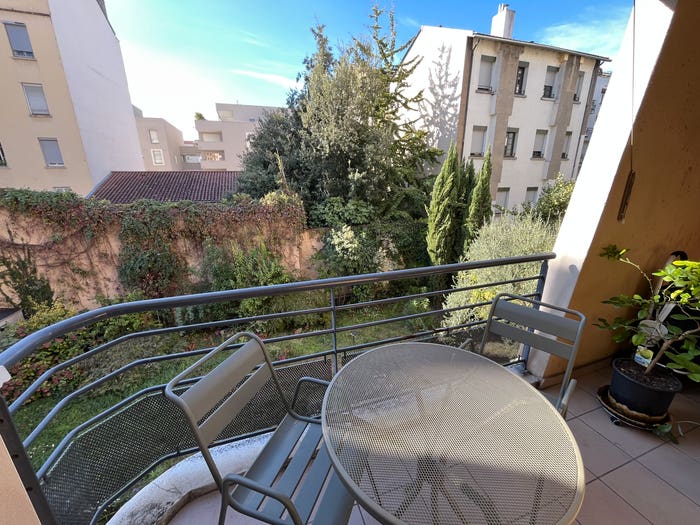 Villeurbanne, Charmettes : Appartement 3 pièces à vendre