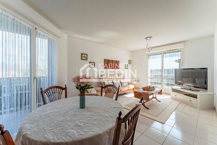 Appartement à vendre - Parempuyre - 4 pièces - 3 chambres