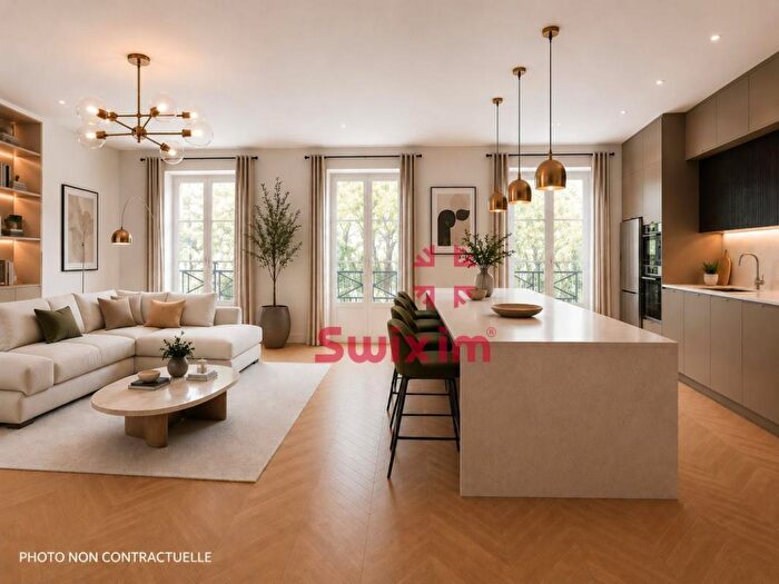 Paris 18ème, Grandes Carrières, Clichy : Appartement 3 pièces à vendre