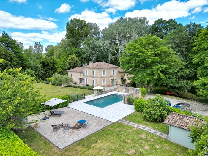 postalCode - Maison 8 pièces à vendre