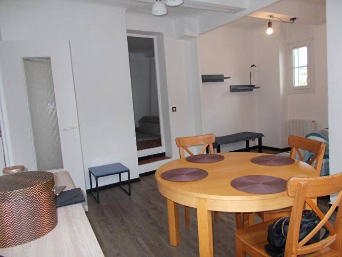 Appartement à louer - Intra Muros, Manosque - 2 pièces - 1 chambre