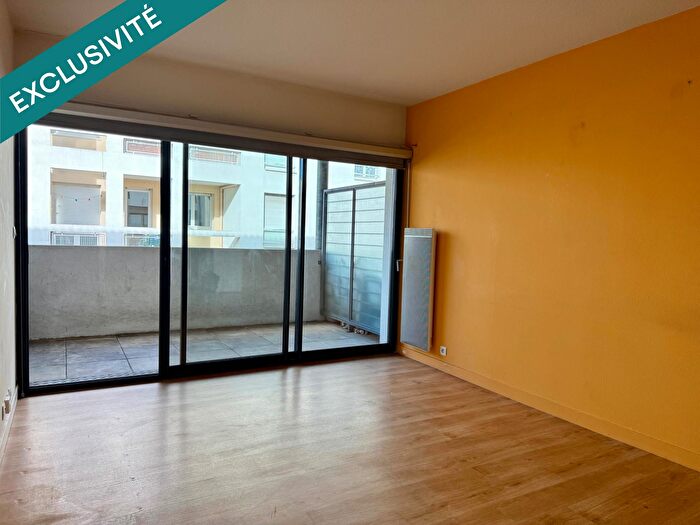 Appartement à vendre - Rochefort, Centre-ville - 2 pièces - 1 chambre