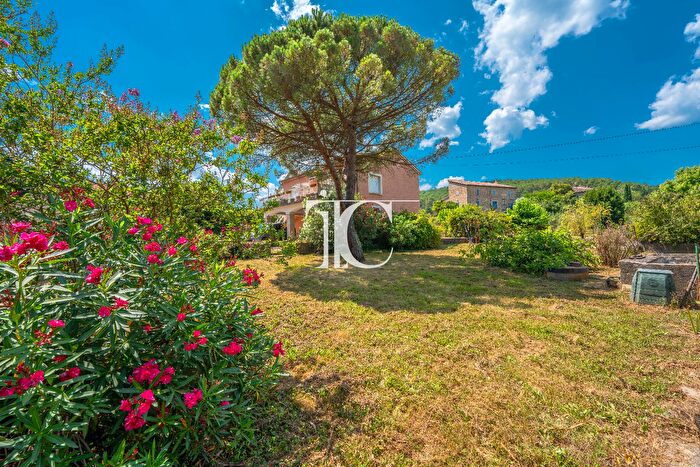 Maison à vendre - Banne - 6 pièces - 4 chambres