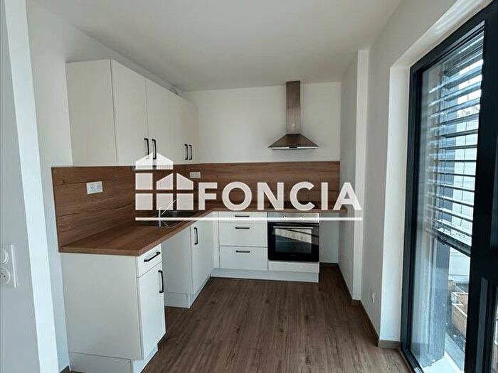 Appartement à louer - Châteaucreux, Saint-Étienne - 3 pièces - 2 chambres