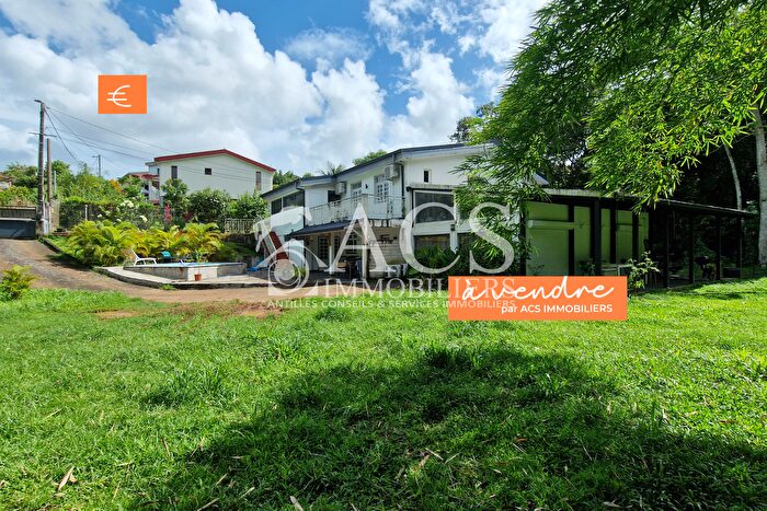 Maison à vendre - Fort-de-France - 11 pièces - 7 chambres