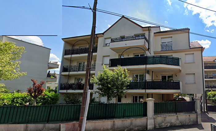 Appartement à vendre - Pontault-Combault, Berchères - 3 pièces - 2 chambres