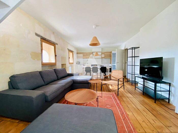 Appartement à louer - Bordeaux - 4 pièces - 3 chambres