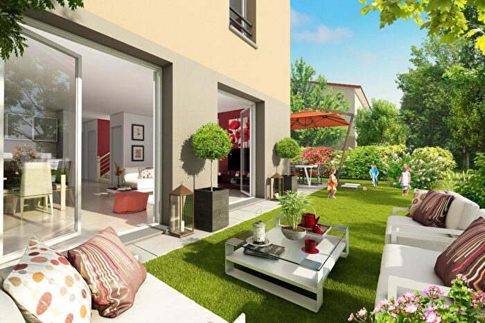 Appartement à vendre - Villeurbanne - 5 pièces - 2 chambres