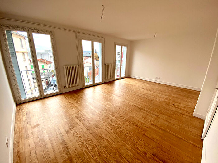 Appartement à vendre - Clermont-Ferrand, Herbet, Brezet, Saint-Jean - 3 pièces - 2 chambres