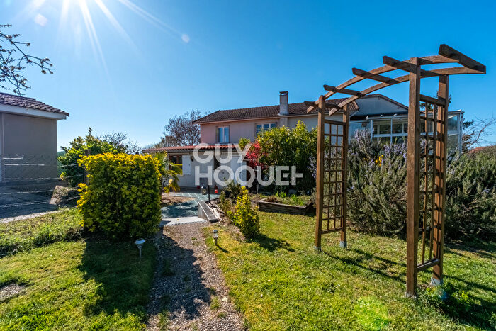 Maison à vendre - Lezoux - 6 pièces - 3 chambres