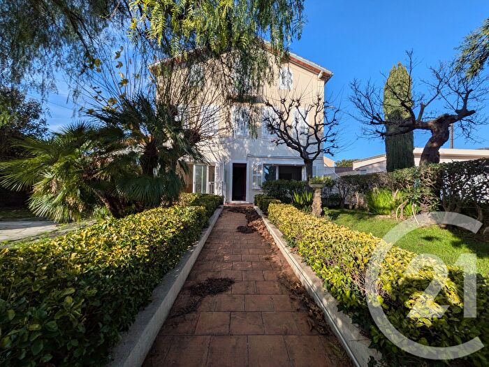 Maison à vendre - Toulon, LEscaillon - 6 pièces - 4 chambres