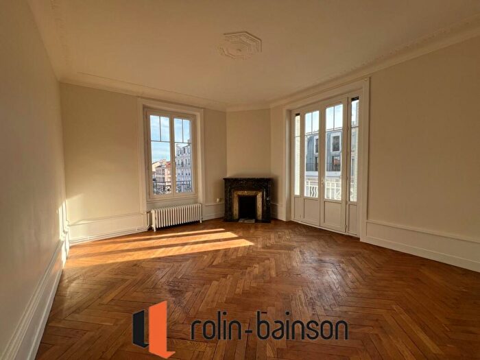 Appartement à louer - Lyon e , Les Brotteaux - 5 pièces - 3 chambres