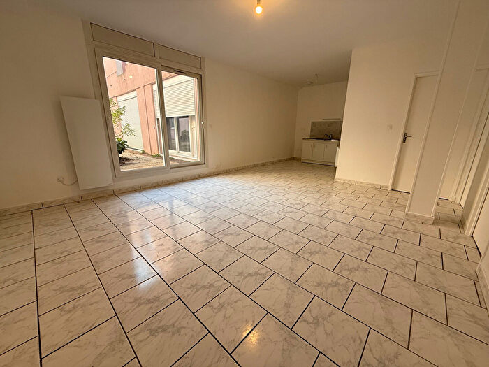 Appartement à vendre - Ris-Orangis, Réno, Gare, Oiseaux - 3 pièces - 2 chambres