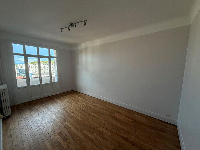 Appartement 2 pièces à louer - Chaville, Rive Droite, Les Vignes