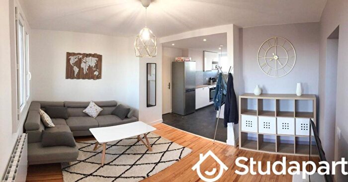 Appartement à louer - Minimes, Toulouse - 1 pièce - 2 chambres