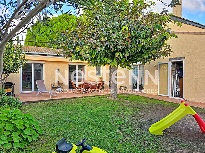 Maison à vendre - Saint-Martin-de-Crau - 6 pièces - 4 chambres