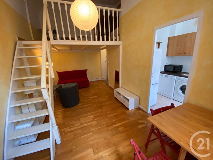 Nice, Le Port : Appartement 1 pièce à louer