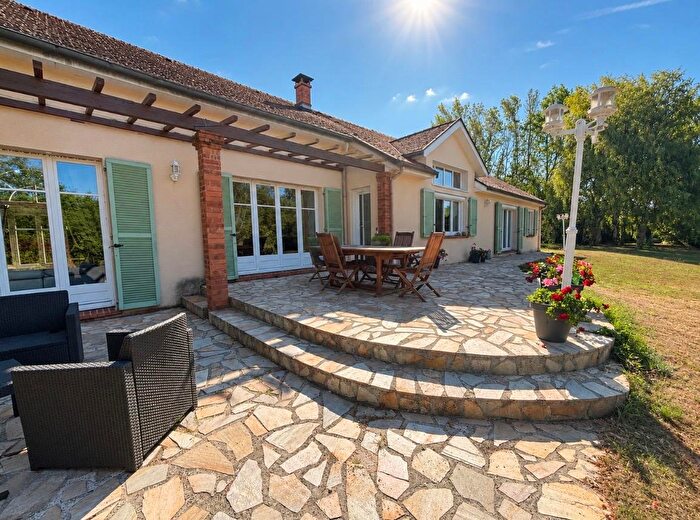 Ozoir-la-Ferrière, La Doutre - Maison 8 pièces à vendre
