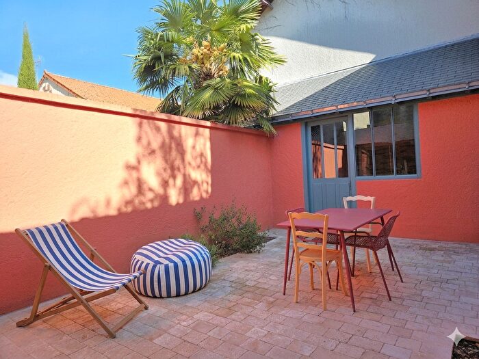 Maison à vendre - Cholet - 6 pièces - 4 chambres