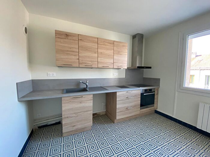 Appartement à louer - Annonay, Centre-ville - 2 pièces - 1 chambre