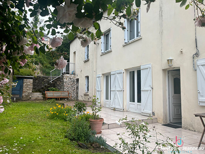 Maison 6 pièces à Laval, Hilard, à vendre