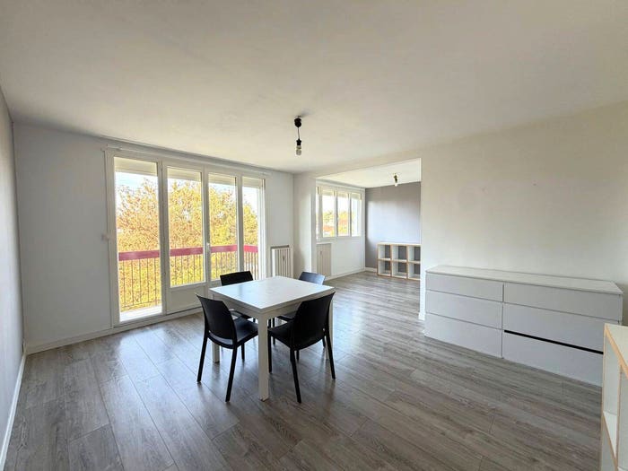 Centre, Margny-lès-Compiègne : Appartement 3 pièces à louer