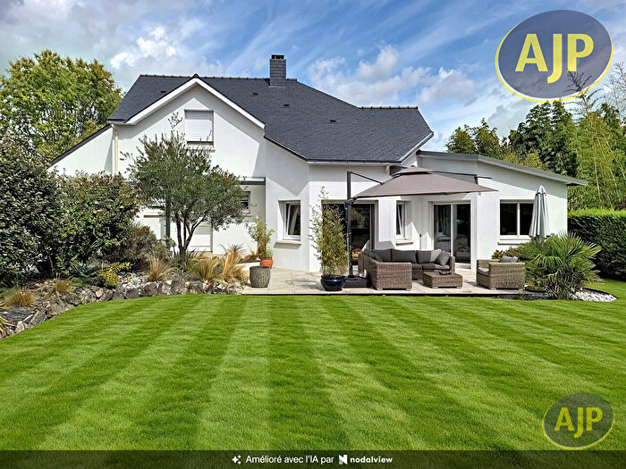 Carquefou, Centre-ville, Charbonneau, Châteaubriand, Bois Saint-Lys - Maison 6 pièces à vendre