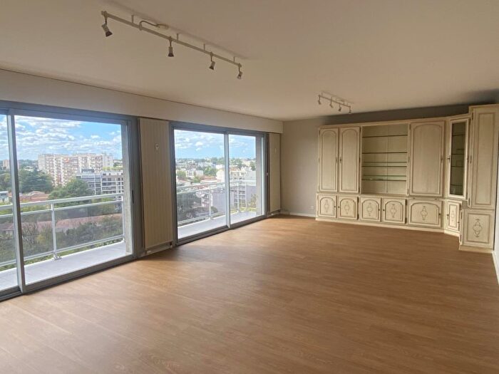 Bordeaux, Parc Bordelais : Appartement 3 pièces à louer